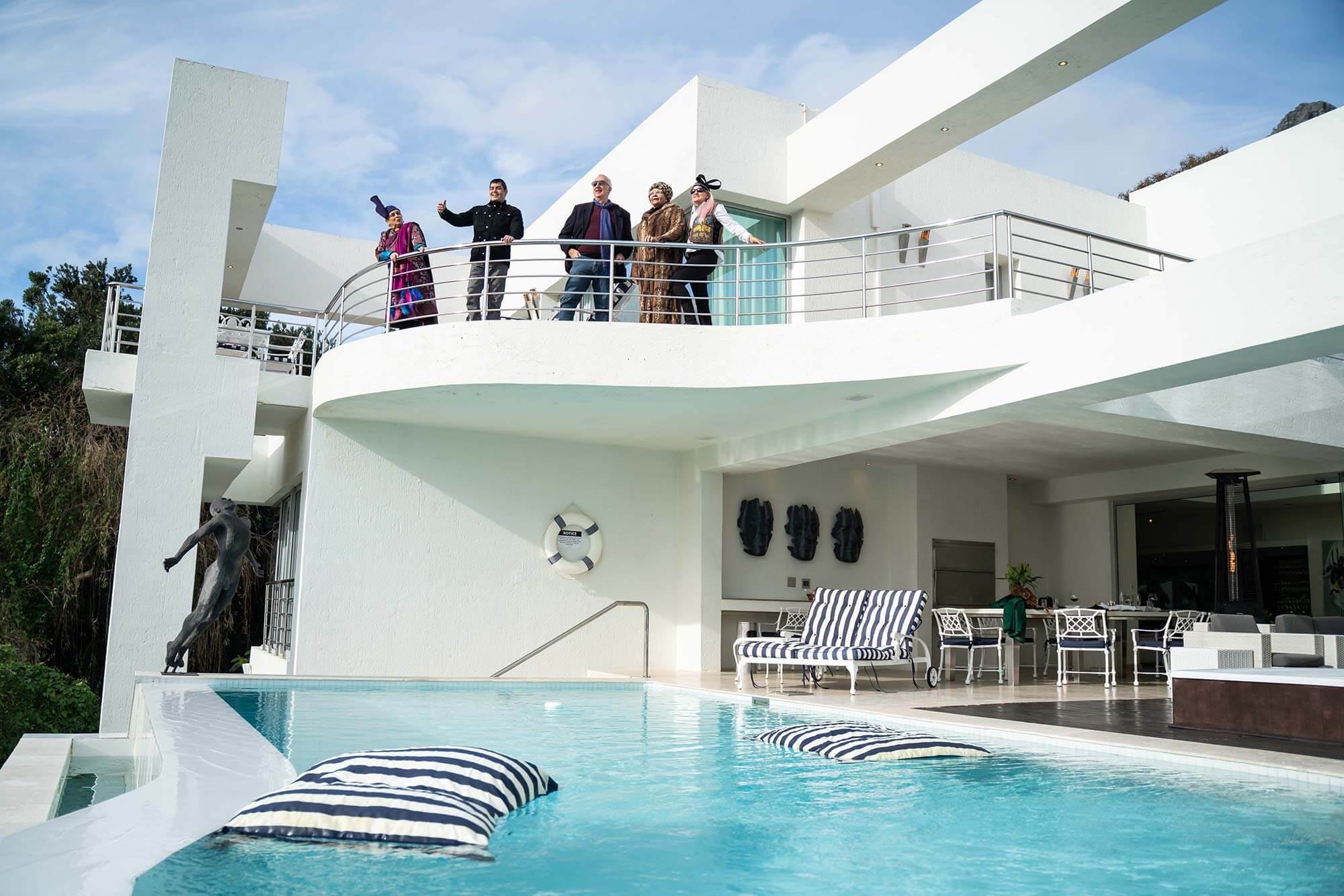 Facilities - Hollywood Mansion